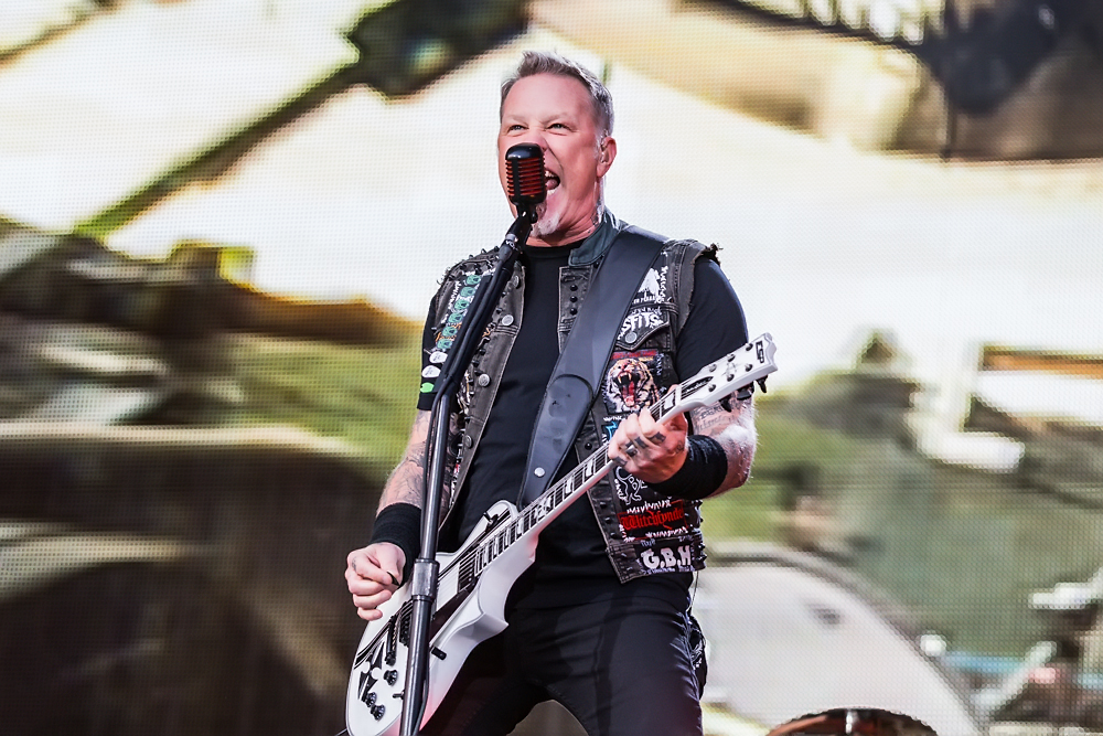 Metallica: HARDWIRED...TO SELF-DESTRUCT ist das bestgestartete Rock ...