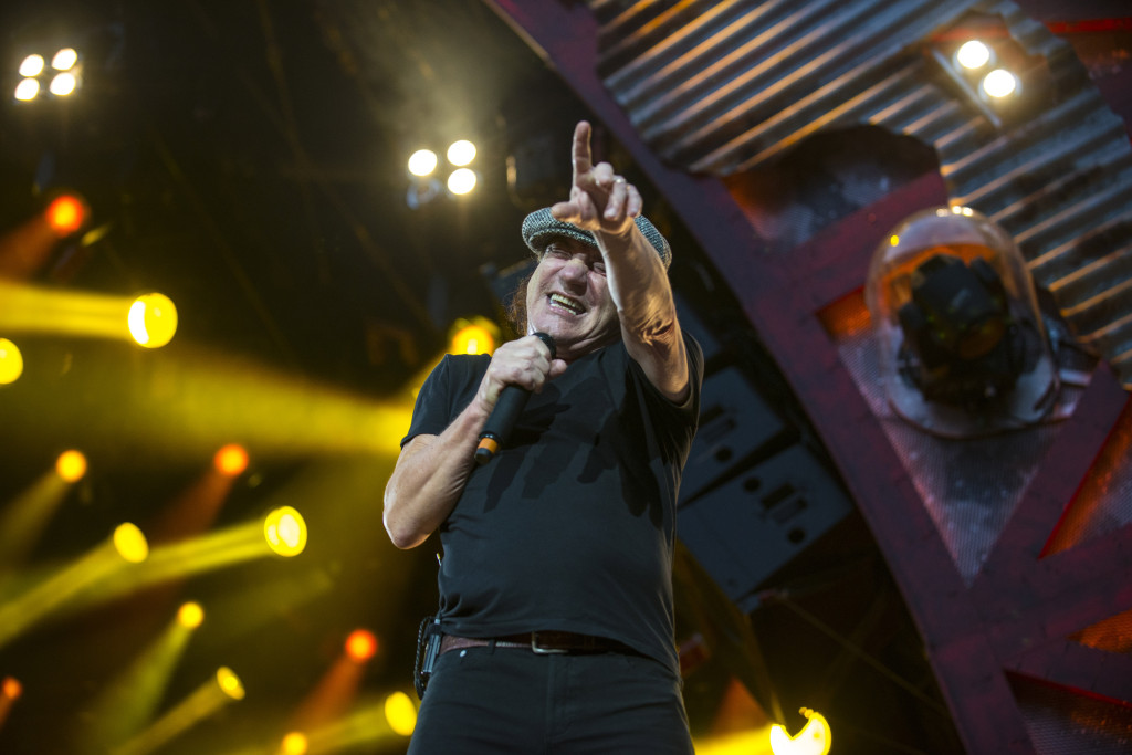 AC/DC in Berlin: Videos vom Konzert im Olympiastadion
