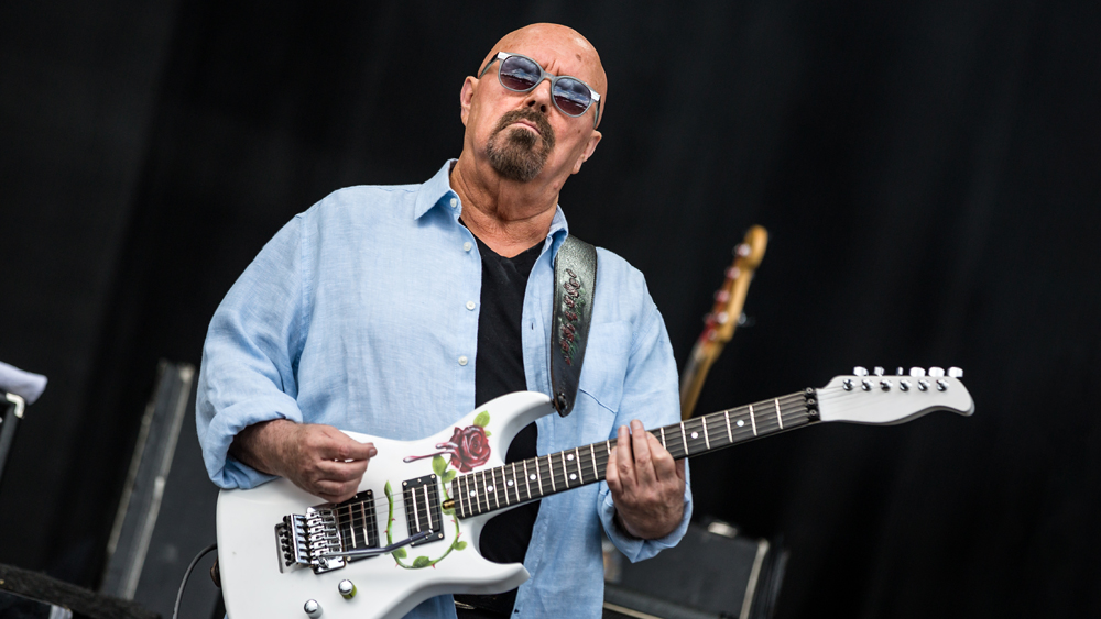 Magnum: Tour wegen Rückenmarkerkrankung von Tony Clarkin abgesagt