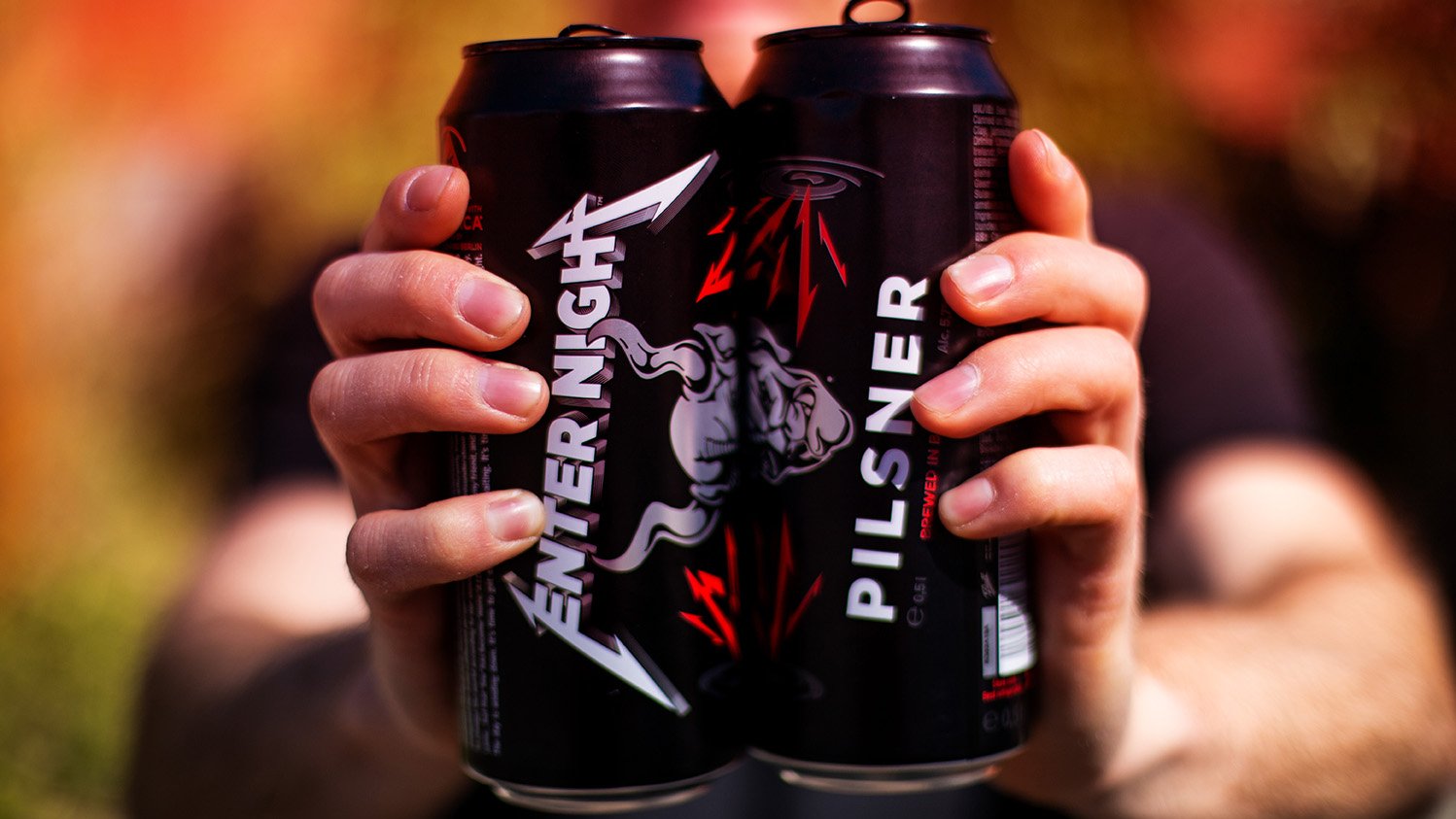 Metallica und Stone Brewing werfen endlich das "Enter Night Pilsner ...