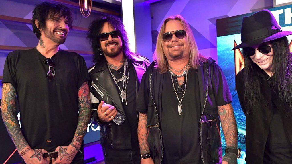 Mötley Crüe: Vince Neil geht ordentlich pumpen und macht sich fit für ...