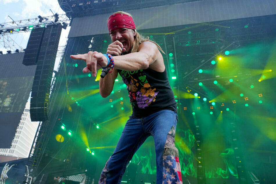 Poison: Bret Michaels will 2025 „nur begrenzt Shows spielen“