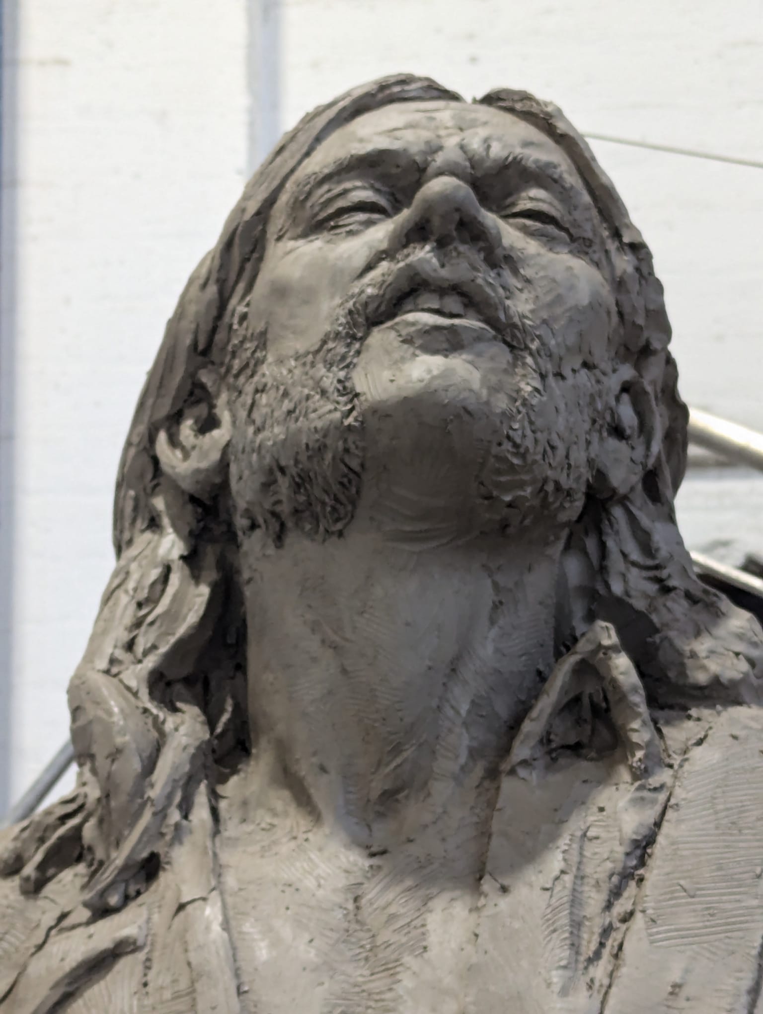 Details der Lemmy-Zeremonie in Burslem: Statue, Asche, Drinks
