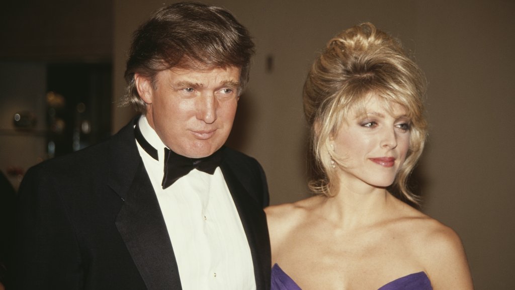 AC/DC: Dieser Weihnachtssong dreht sich um Donald Trump